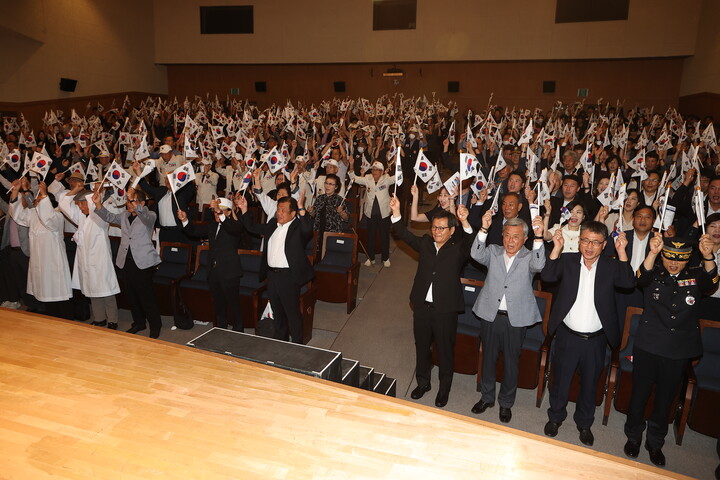 [포토] 강릉시, 제78주년 광복절 경축식 개최