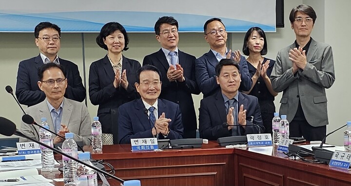 [현장] “가계통신비, 디지털 전환 시대상 반영 되지 않고 있다”