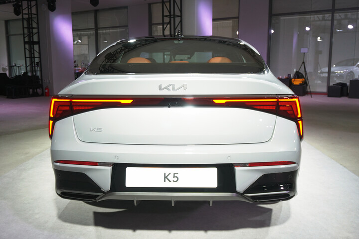 “기아하면 K5지” 더 뉴 K5 출시···2784만원부터
