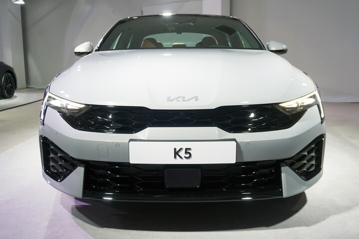 “기아하면 K5지” 더 뉴 K5 출시···2784만원부터