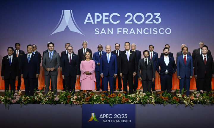 윤석열-시진핑-기시다 한 자리에…APEC 계기로 3개월 만의 3국 회동
