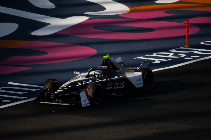 재규어 TCS 레이싱, 포뮬러 E 멕시코 시티 E-프리서 3위 - Kollo